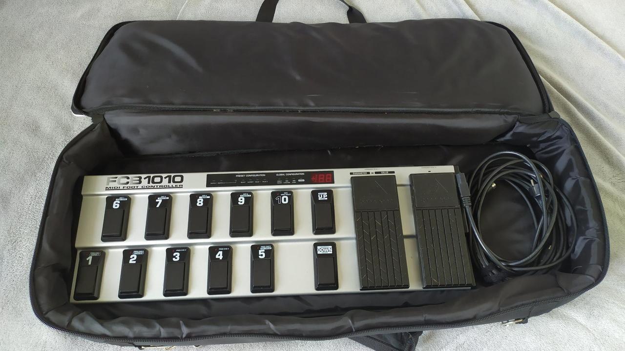 Predám Behringer FCB 1010 MIDI controler