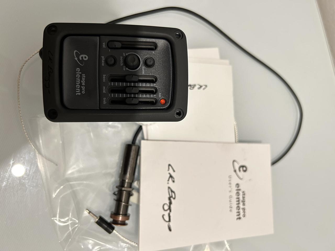 NABÍZÍM LR Baggs StagePro Element - New