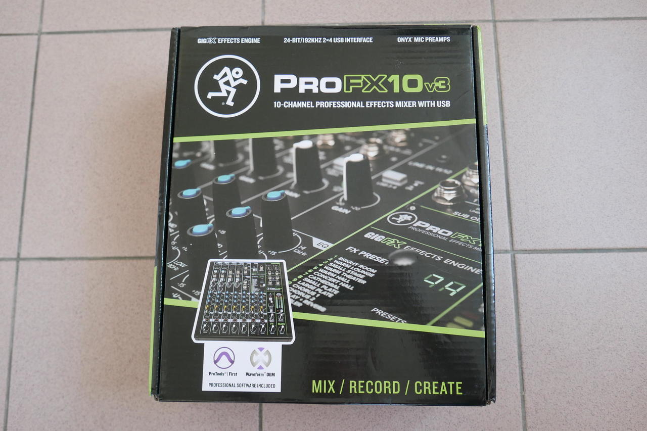 NABÍZÍM Prodám mixpult Mackie ProFX 10 v3 - zánovní