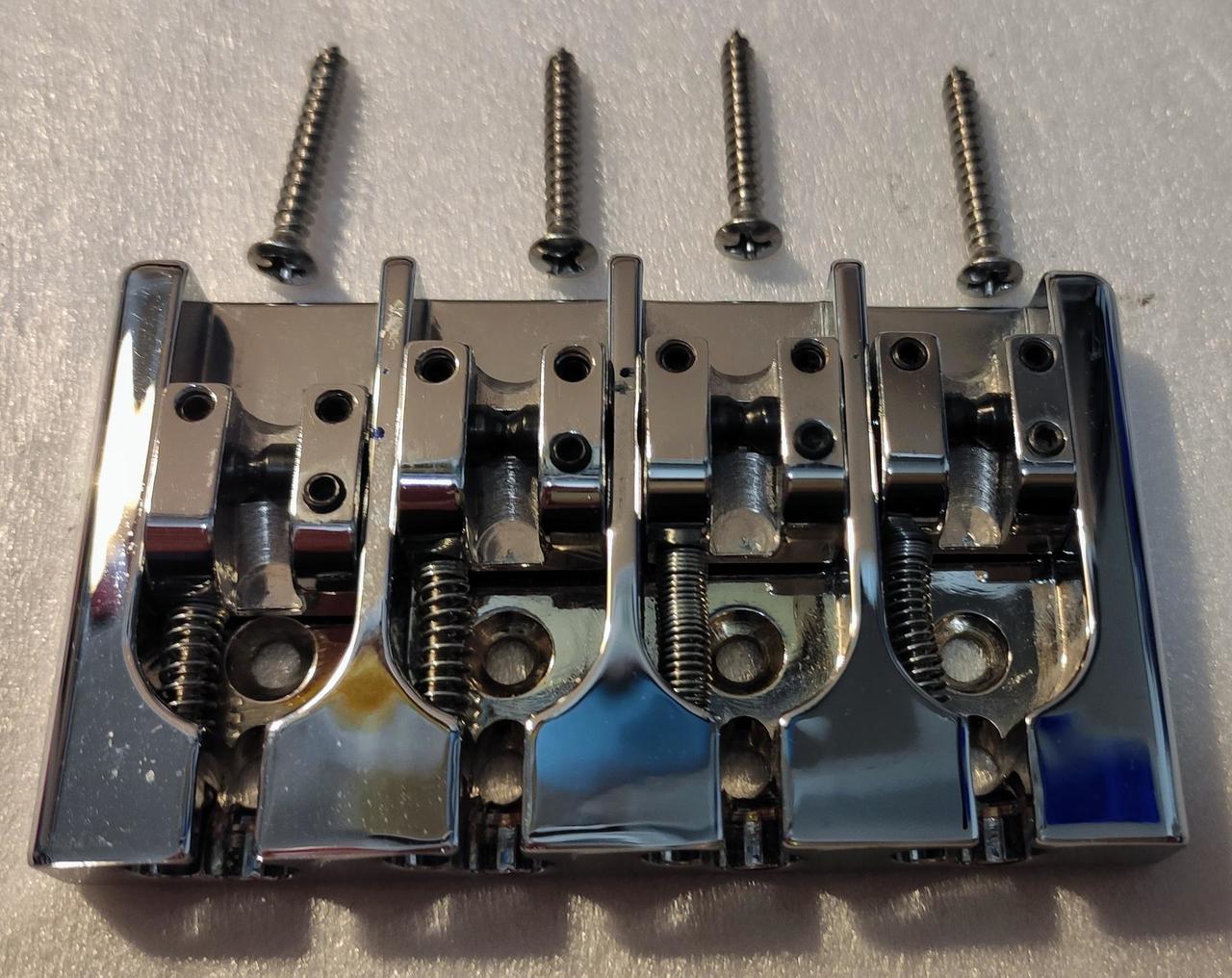 NABÍZÍM Hipshot 4 String A Style Bass Bridge