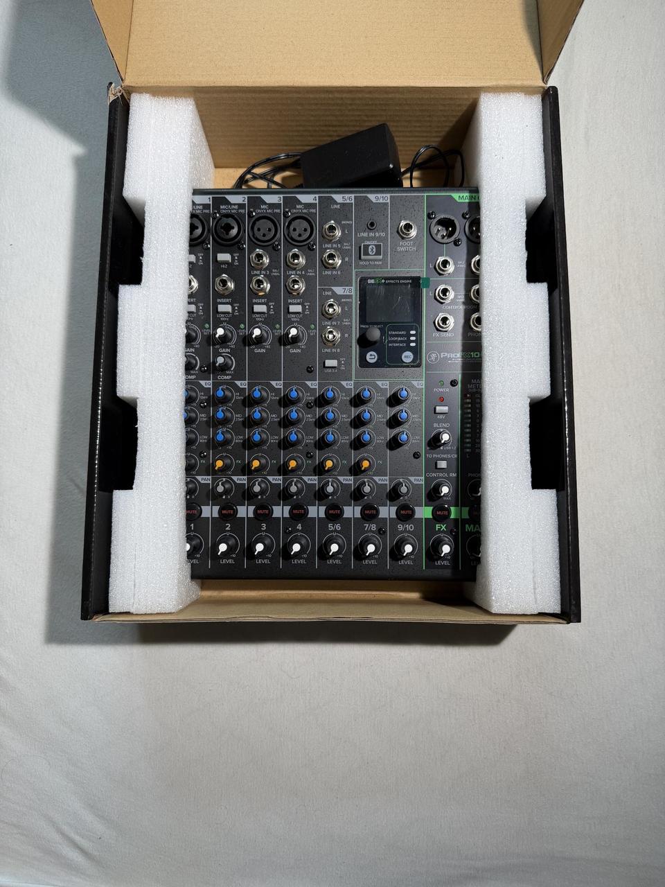 NABÍZÍM MACKIE ProFX10v3+, NOVÝ, 2x použitý